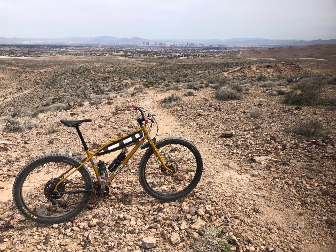 Stooge Speedbomb; the best of mountain biking – Bedrock & Paradox